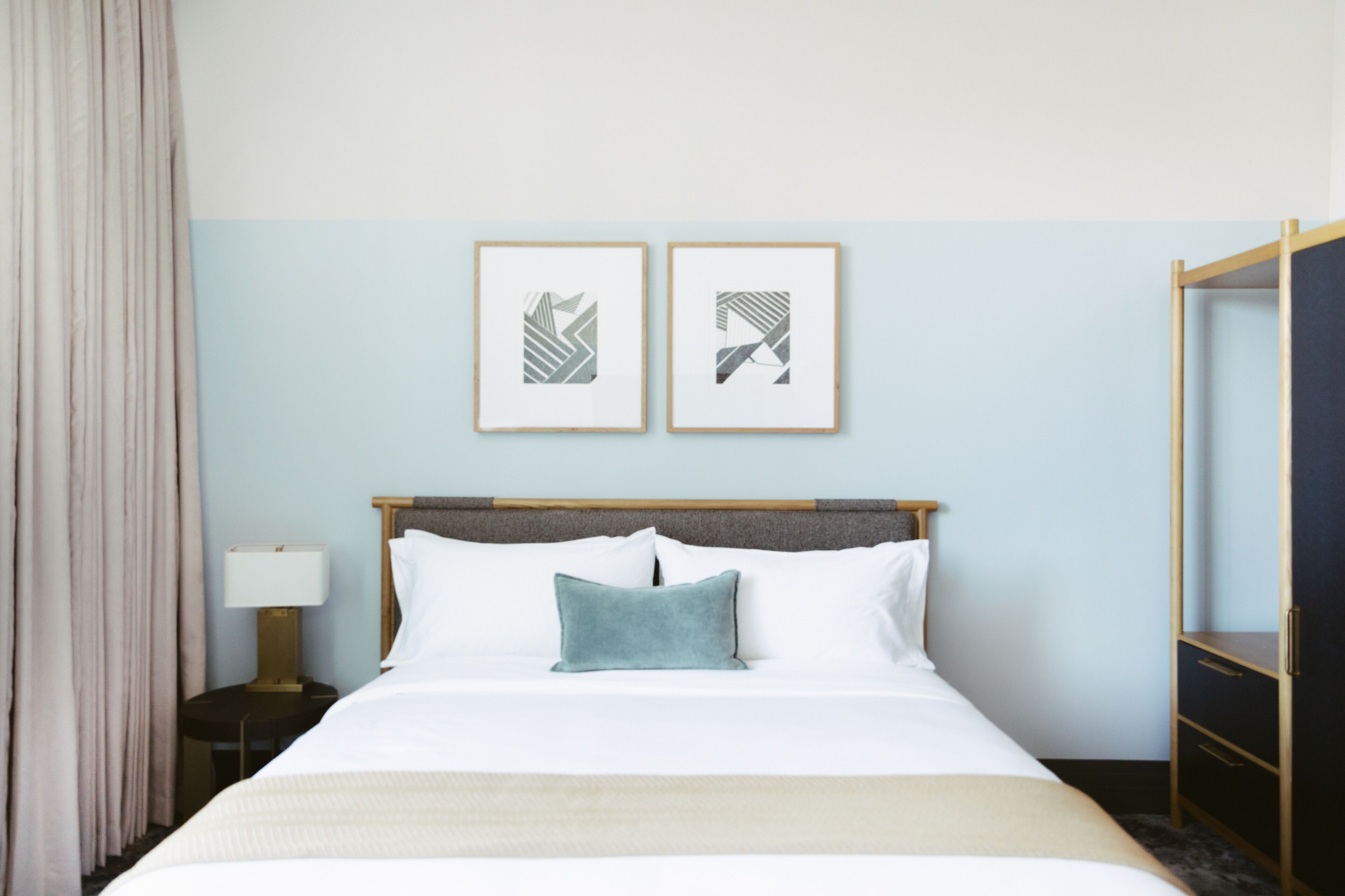 King Guestroom ADA | Accessible King Room Denver at Clayton
